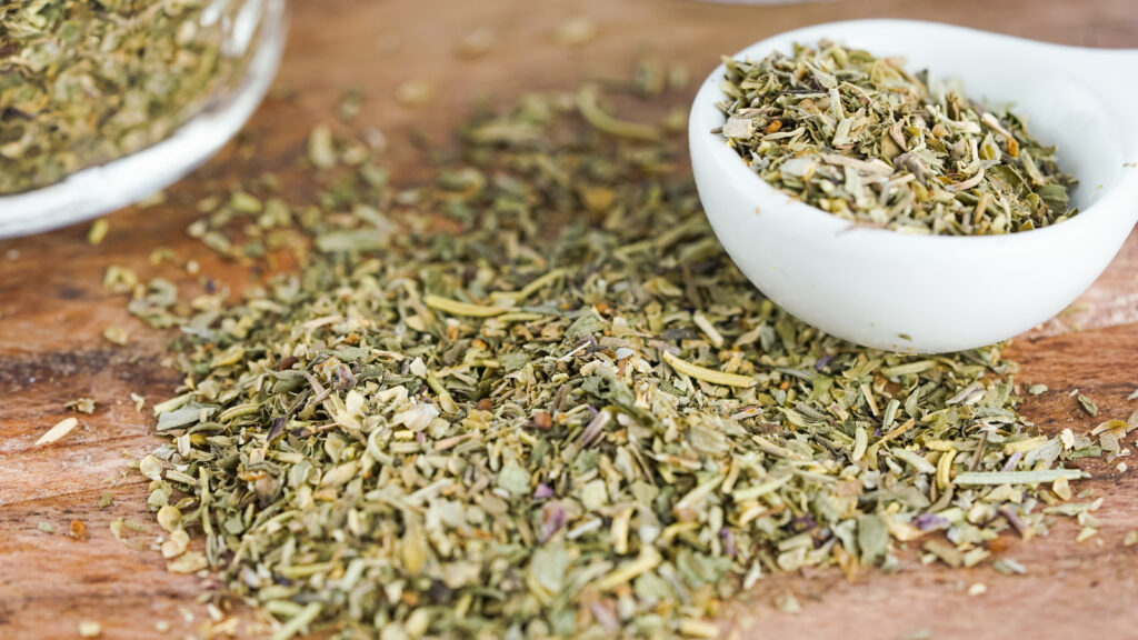 Homemade Italian Seasoning | Easy Everyday Recipes